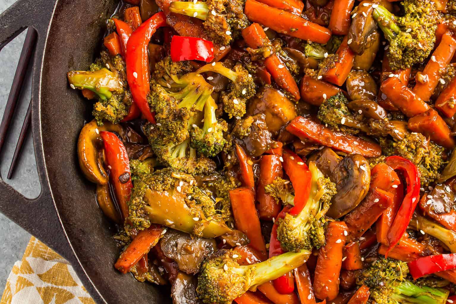 Saucy Stir Fry Vegetables {Gluten Free, Paleo, Whole30} - Joyfully Full