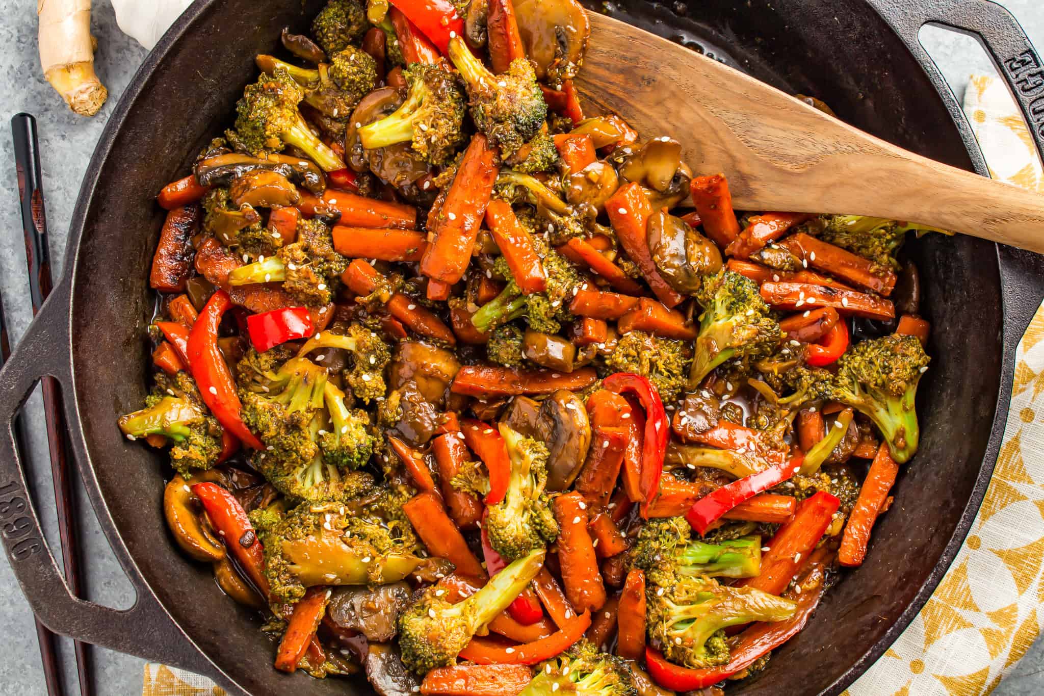Saucy Stir Fry Vegetables {Gluten Free, Paleo, Whole30} - Joyfully Full
