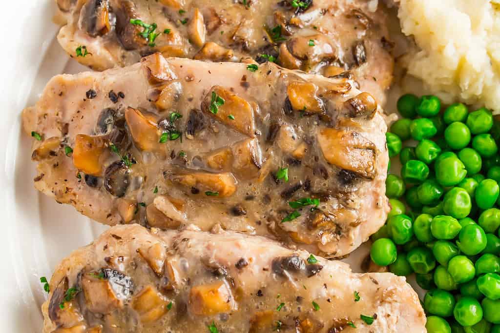 Slow Cooker Pork Chops In Mushroom Gravy {No Gluten, No Dairy ...